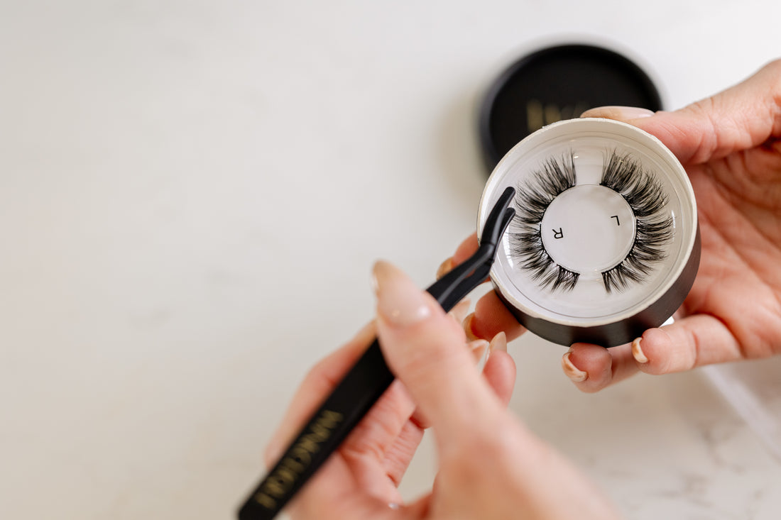 Lash Tutorials – WinkClique